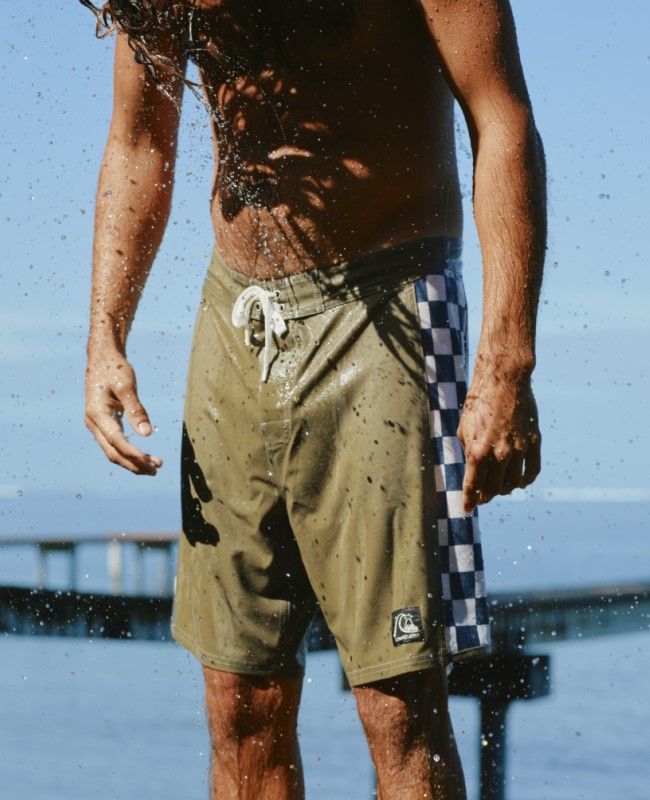Quiksilver Online Shop : Surf, Snow, Skate