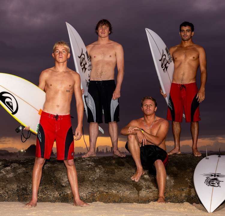 Quiksilver Online Shop : Surf, Snow, Skate